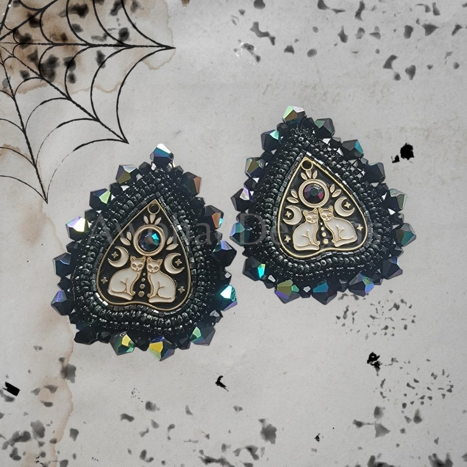 Spellcaster | Awohali Designs